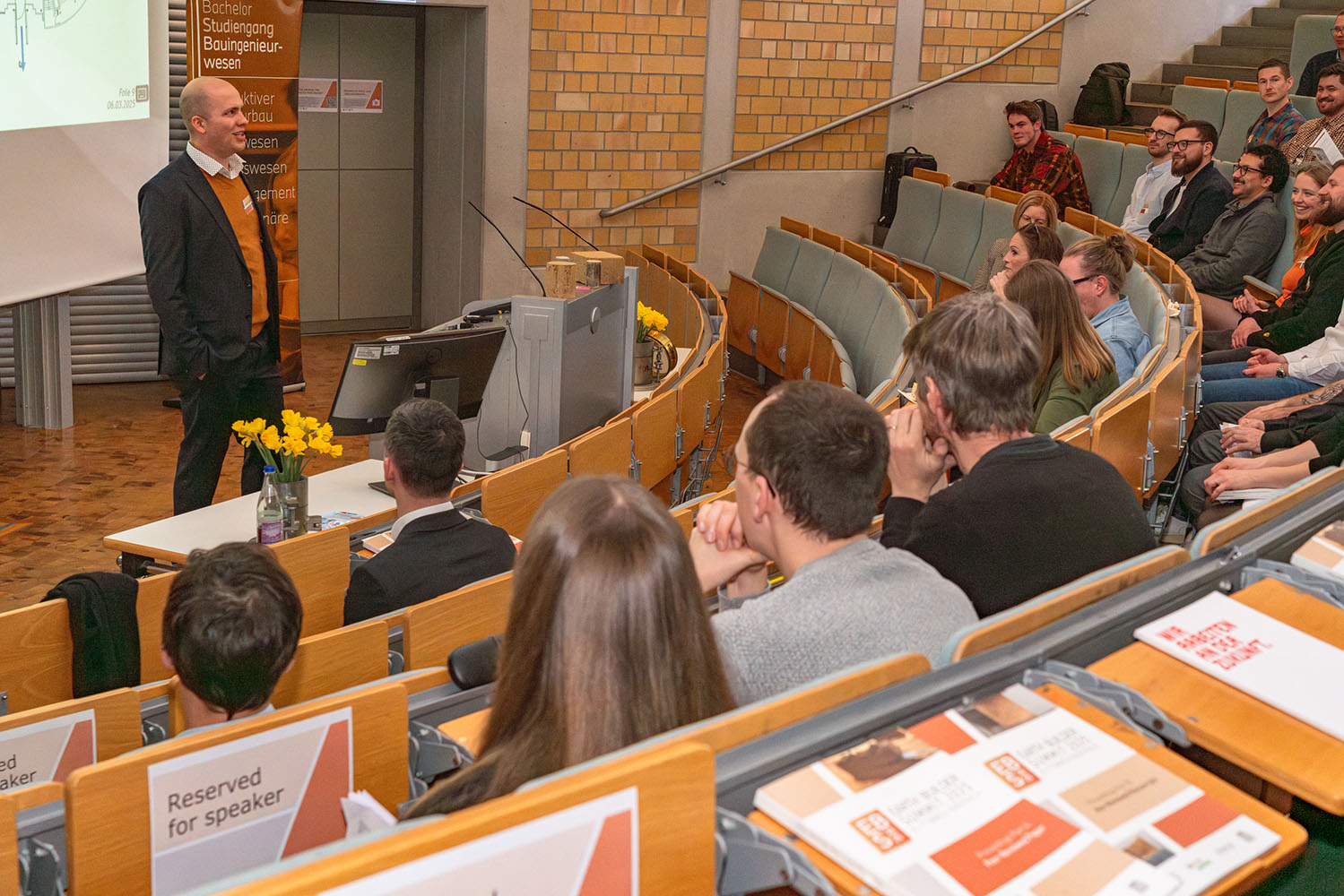 Erster Earth Builder Summit nimmt Forschung und Transfer im Lehmbau in ...